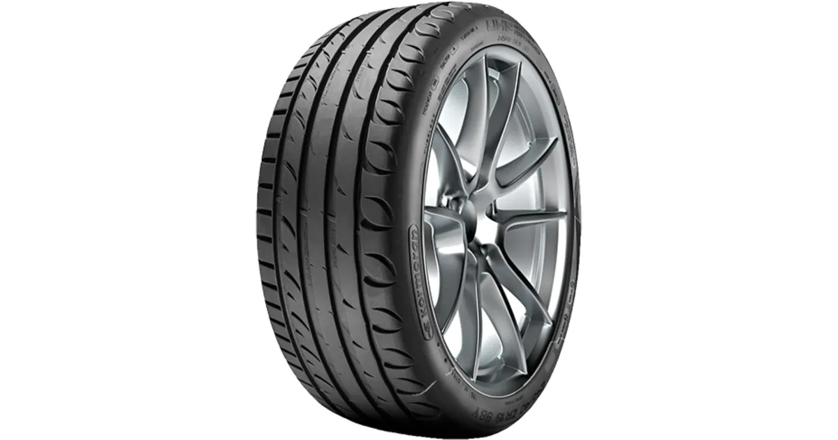 Kormoran 245/35 ZR18 92Y Ultra High Performance XL | juuhu.at